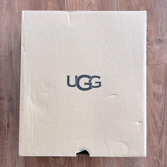 UGG | Shoes | Ugg Classic Mini Platform Box | Poshmark
